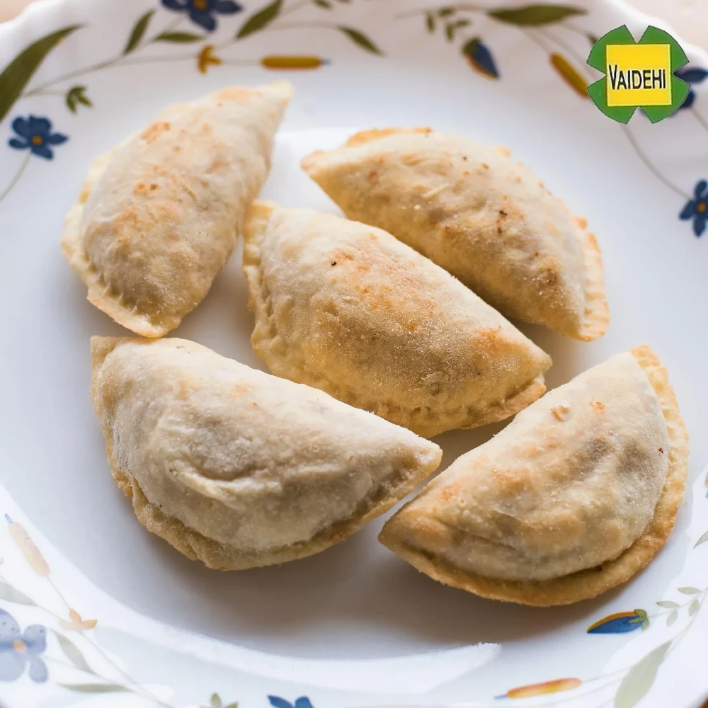 Premium Karanji-(Dry Coconut)