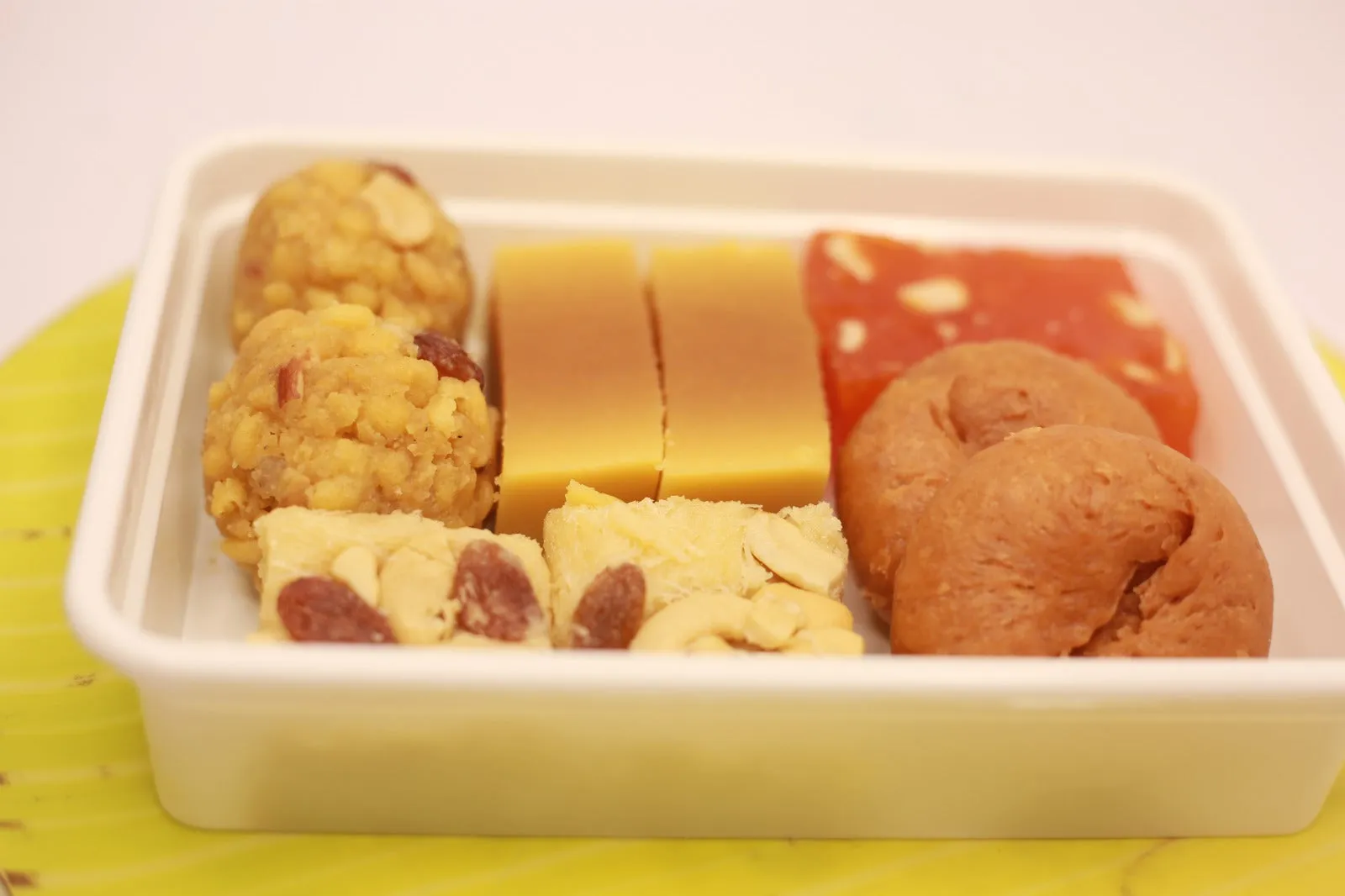 Sri Krishna Sweets Assorted Ghee Special Sweets