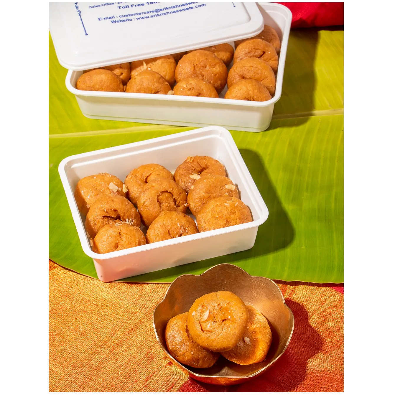 Sri Krishna Sweets Mini Badhusa - Tray