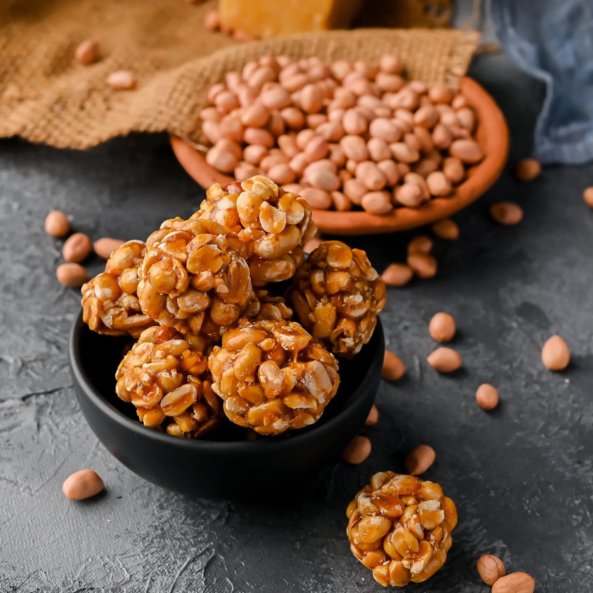 Vellanki Foods Chikki Vundalu (Peanut Vundalu)