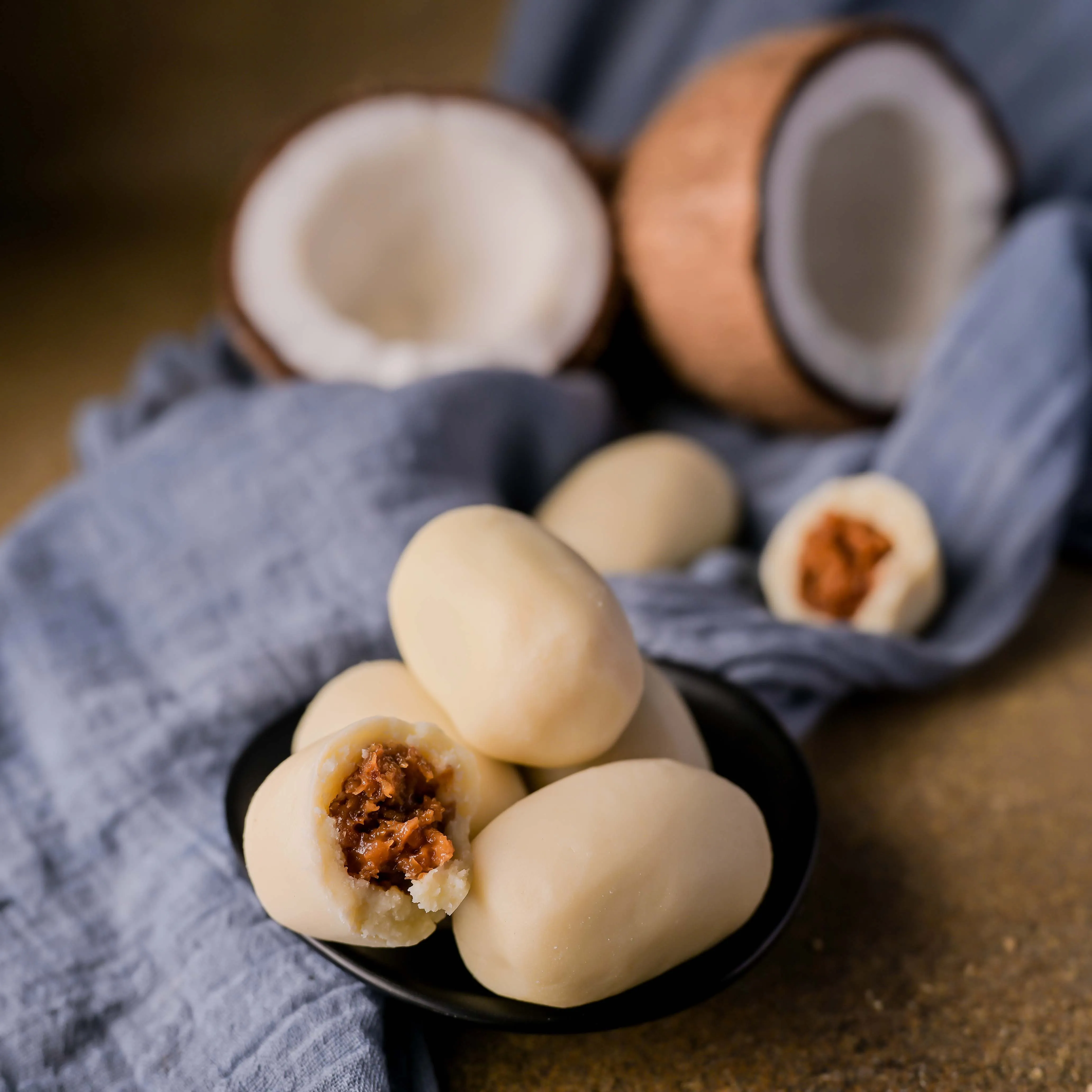 Vellanki Foods Mini Kova Kajjikayalu