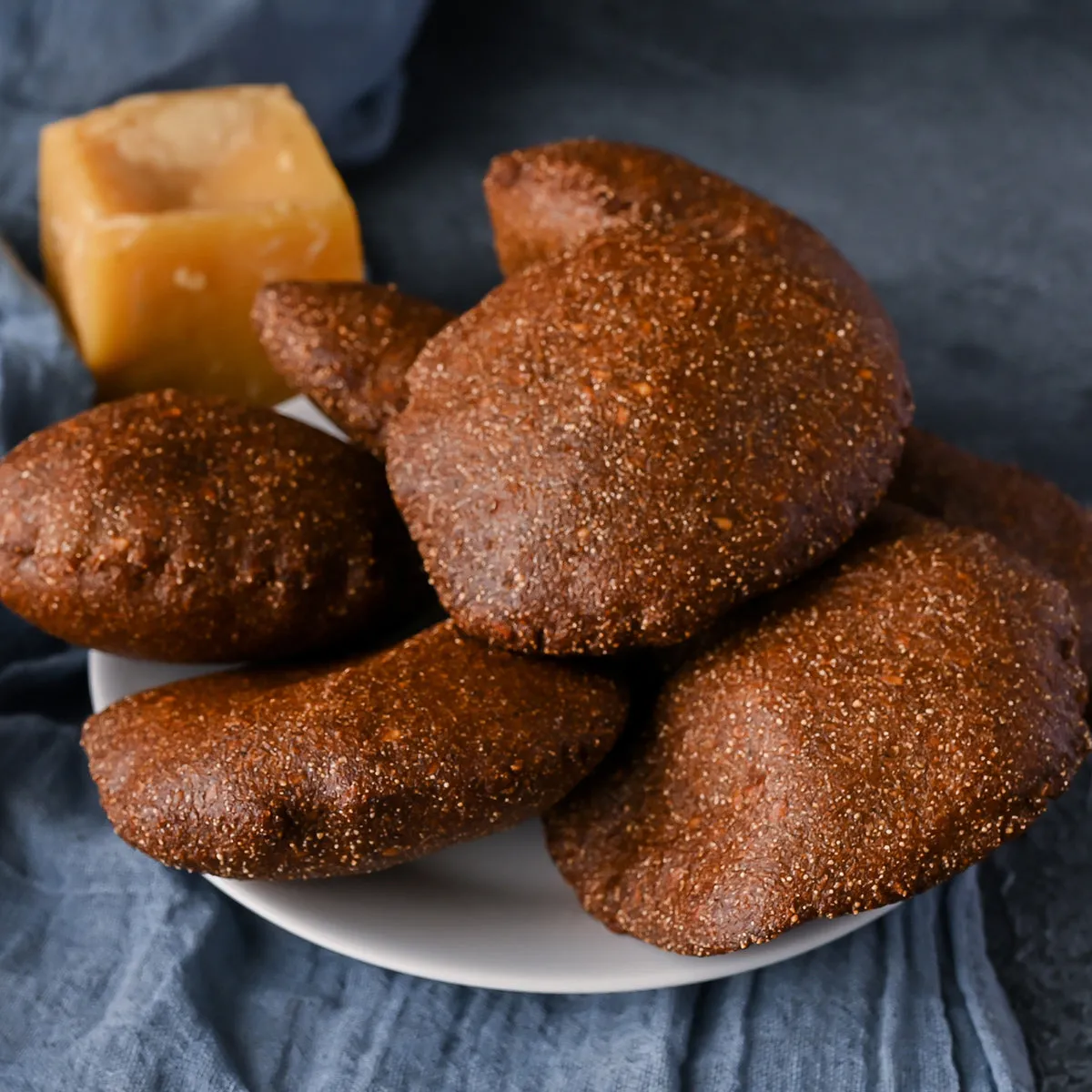 Vellanki Foods Sajja Boorelu