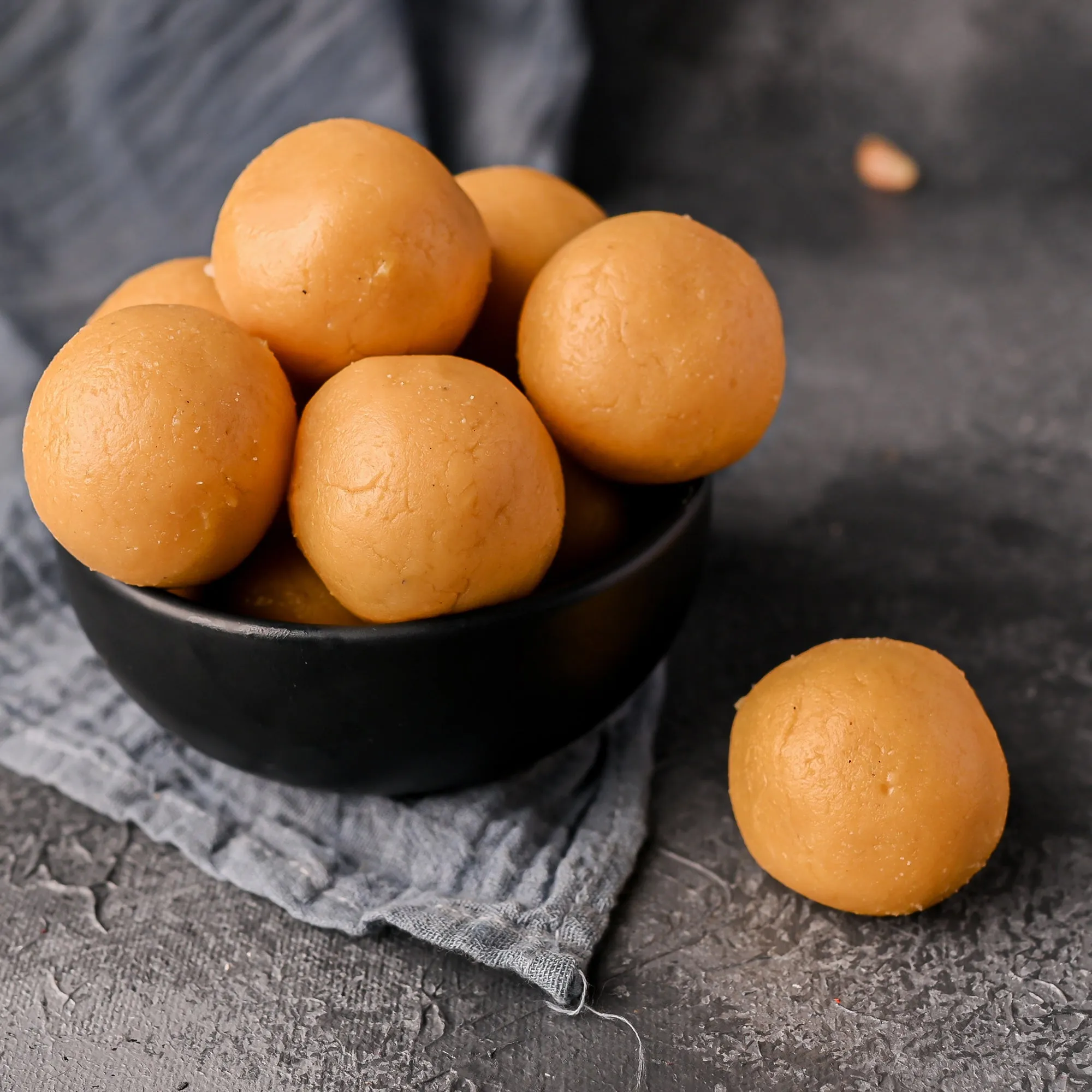 Vellanki Foods Vellanki Spl Sada Ladoo